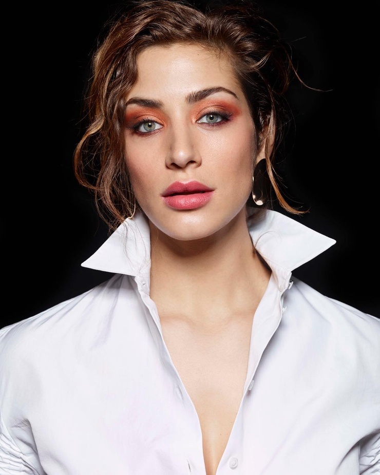 Picture of Manon Azem