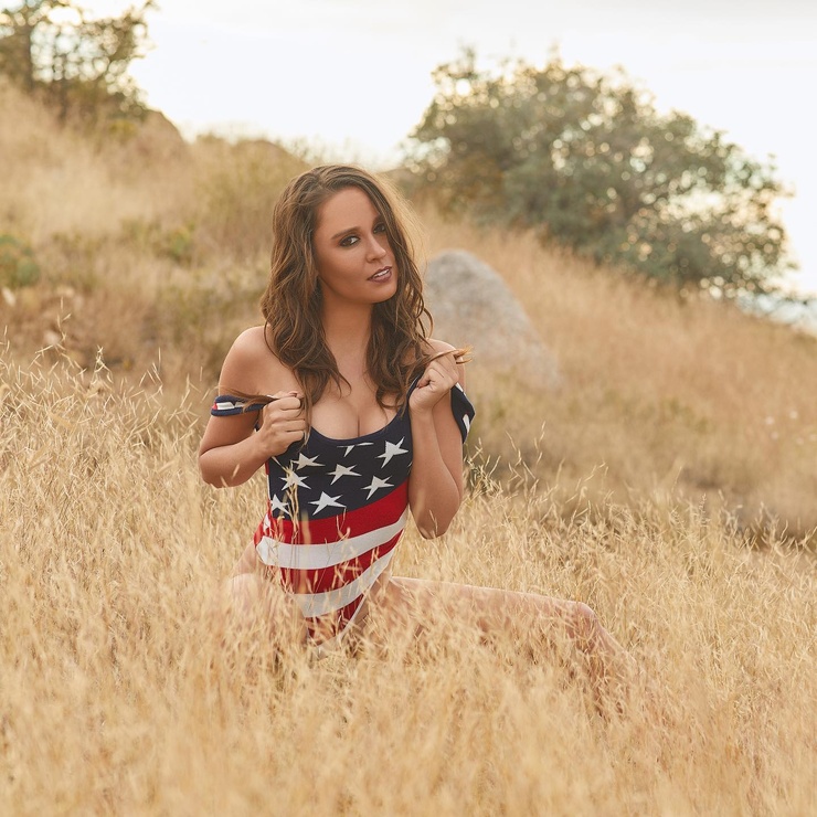 Picture of Olivia Gray (I)