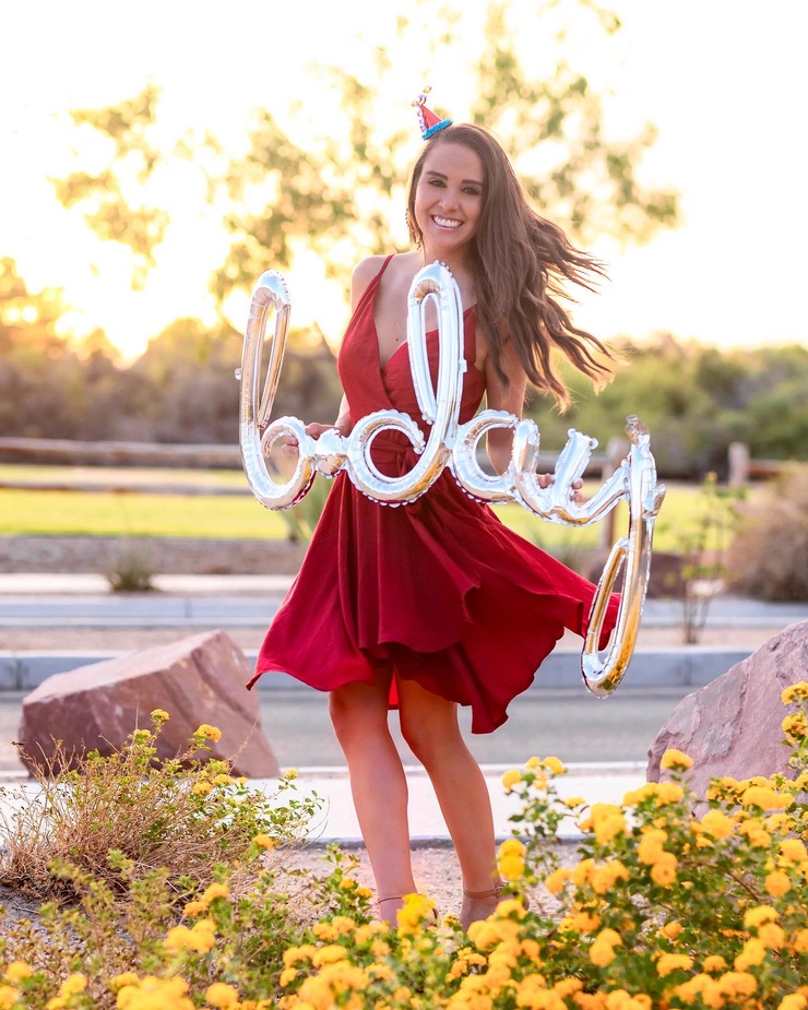 Picture of Olivia Gray (I)