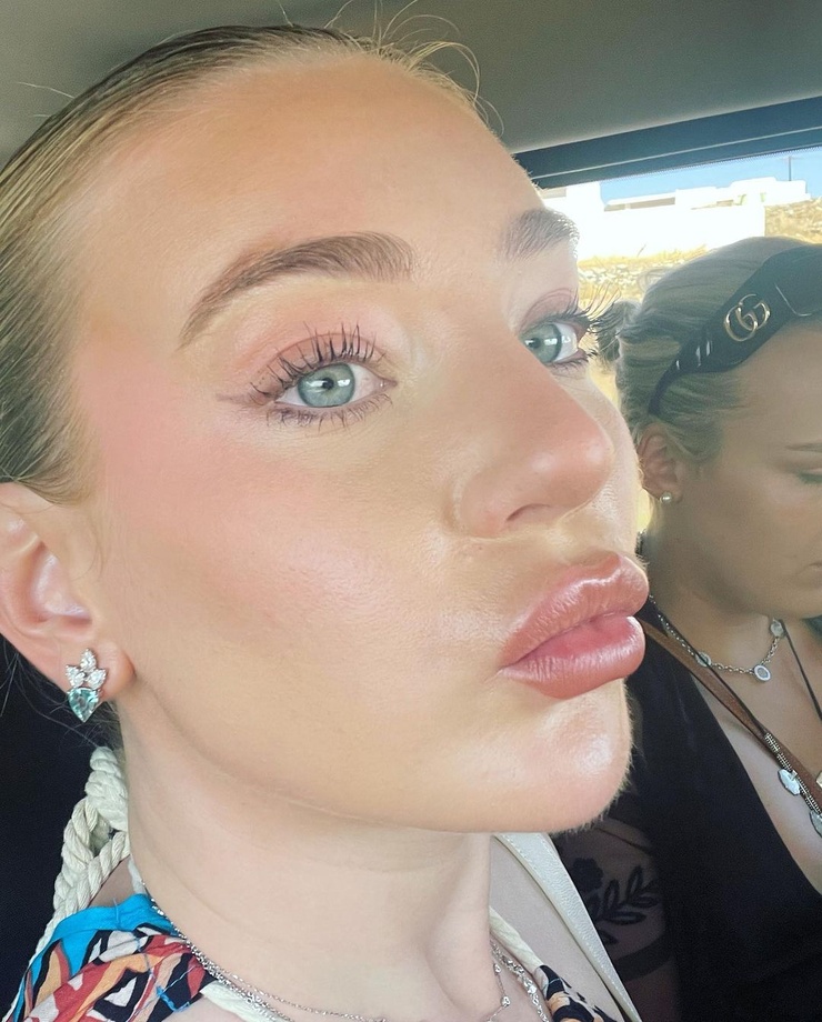 Picture of Bethany Lily April