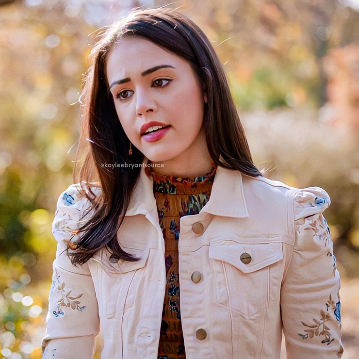 Picture of Kaylee Bryant