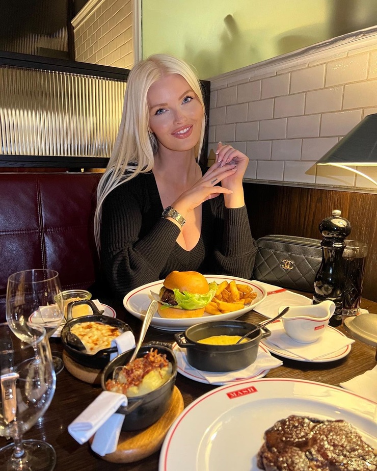 Picture of Zienna Eve