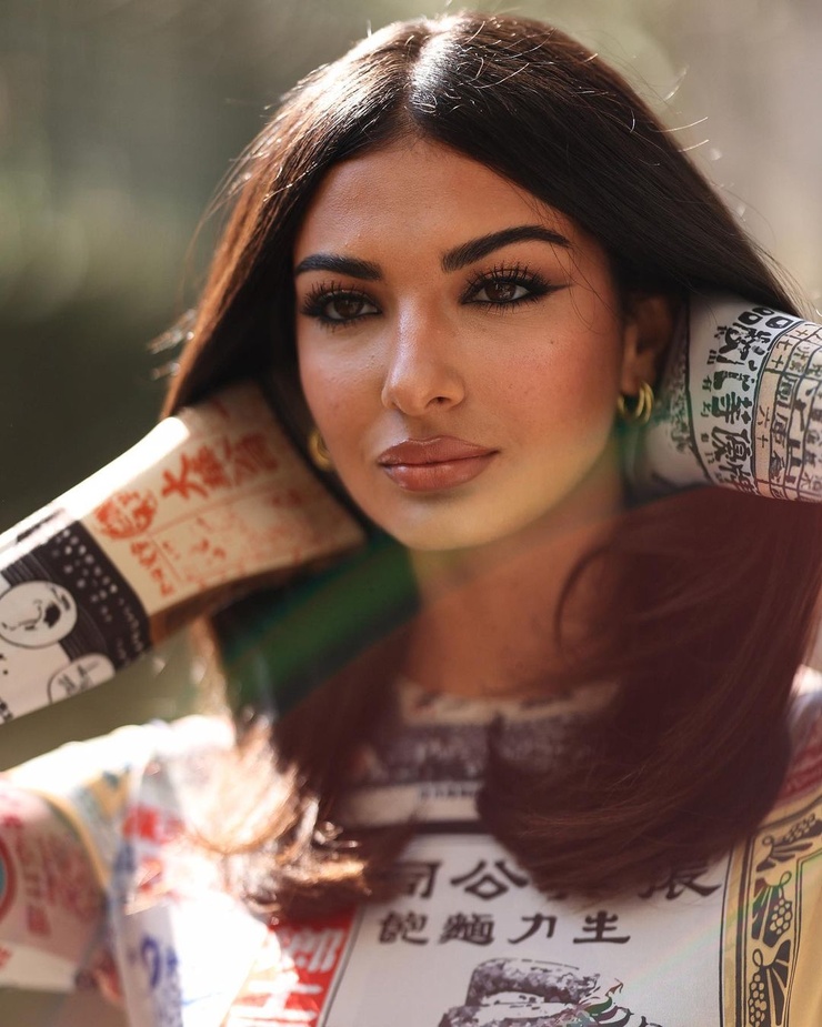 Picture of Elisa Maino