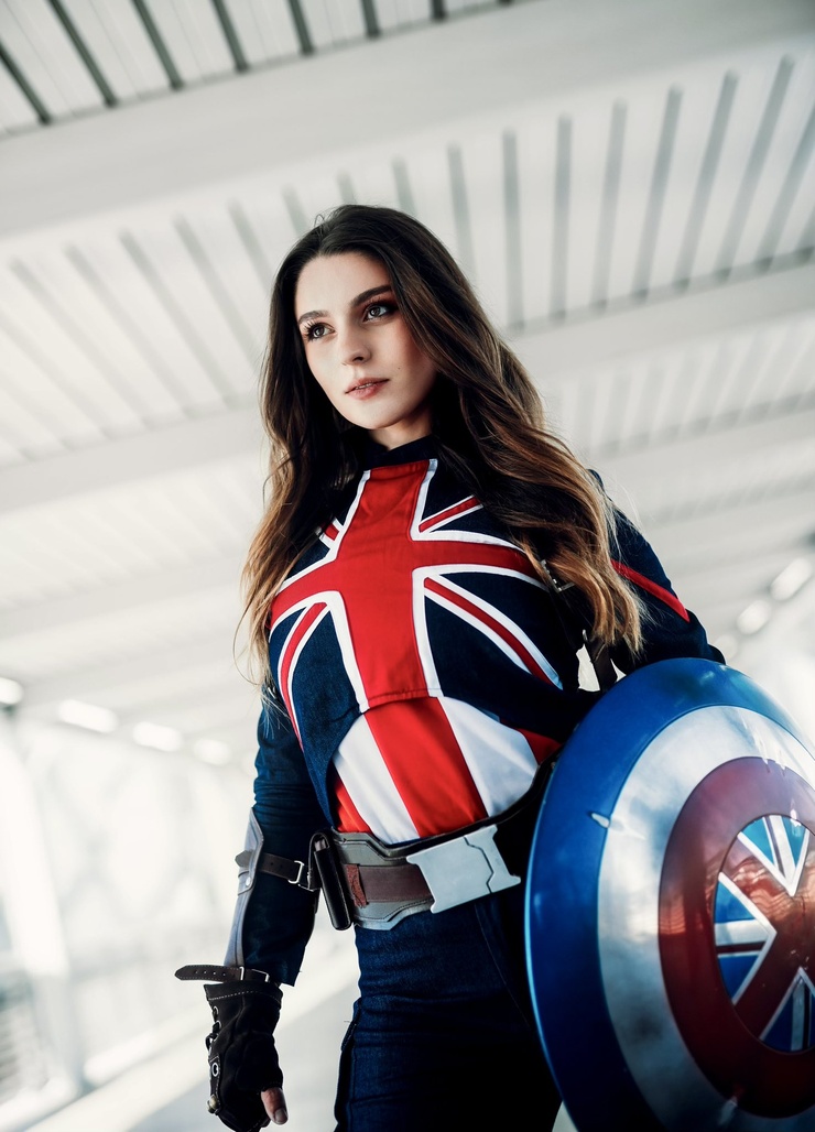 Picture of Taya Miller (cosplay model)