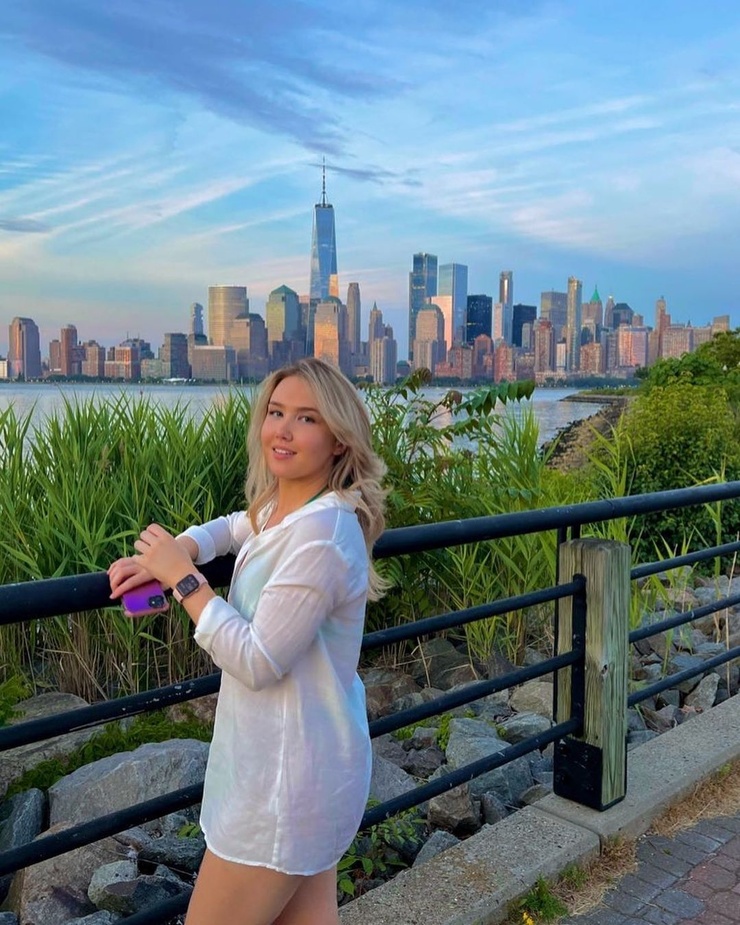 Picture of Elena Strikes