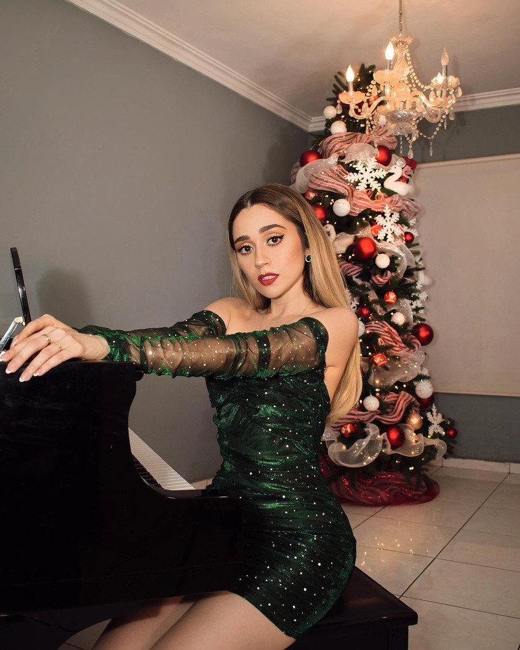 Image of Carolina Ross