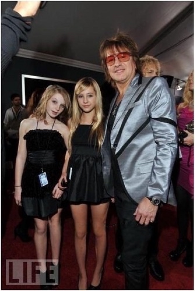 Picture of Ava Sambora