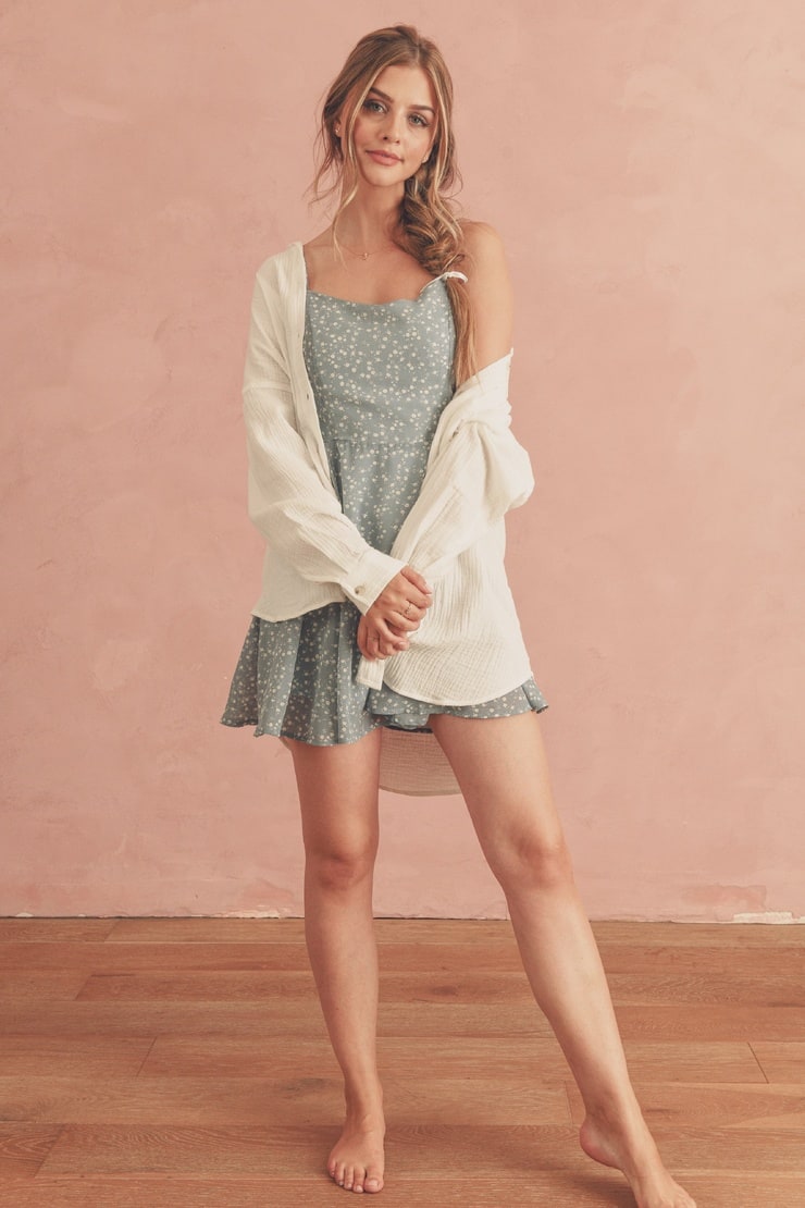 Marina Laswick image