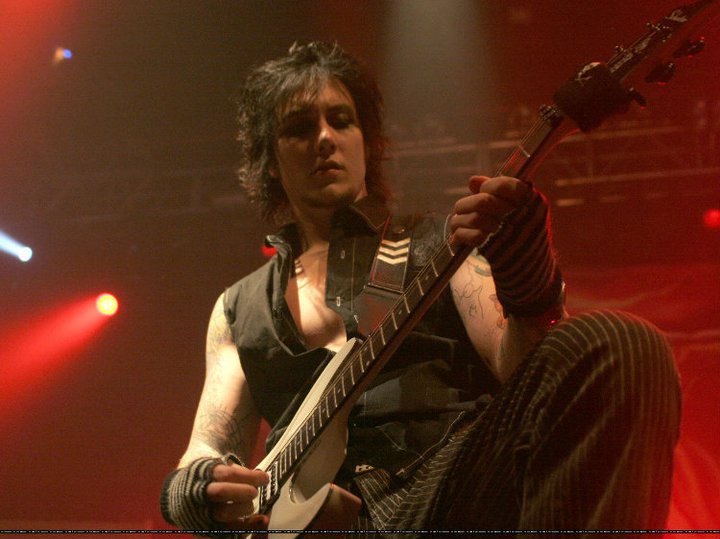 Synyster Gates picture