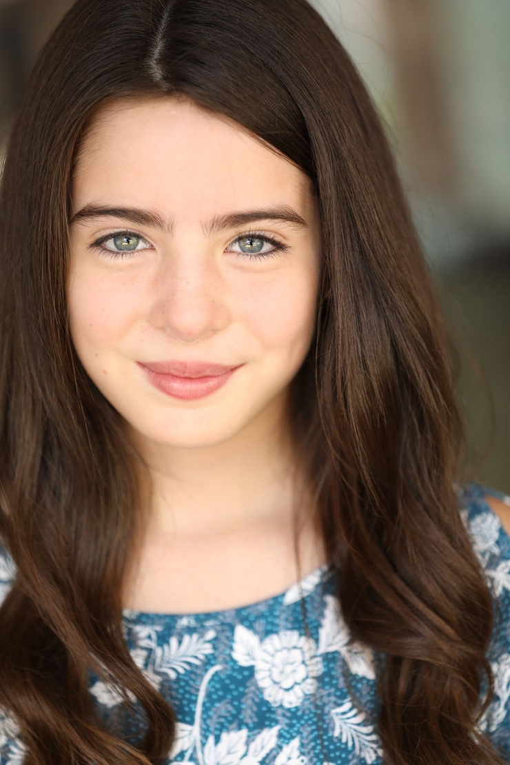 Victoria Clare image