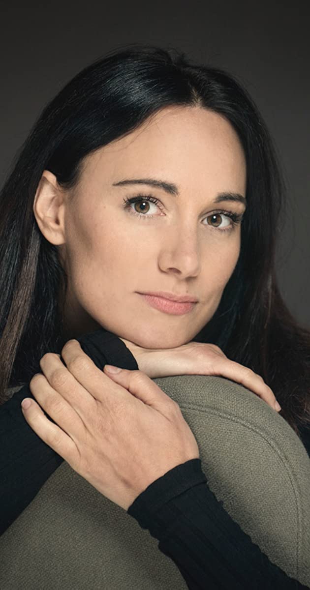 Picture of Lauren Harris