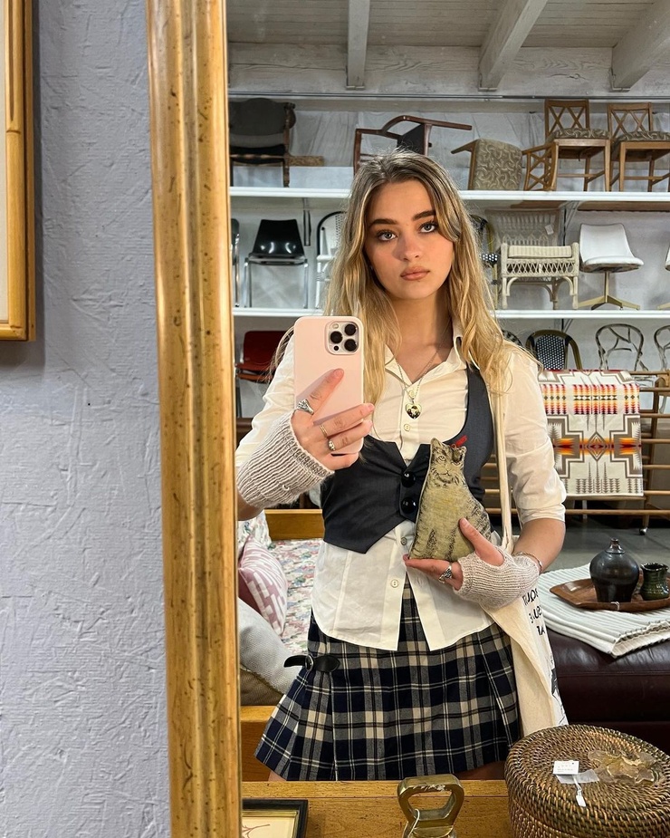 Picture of Lizzy Greene