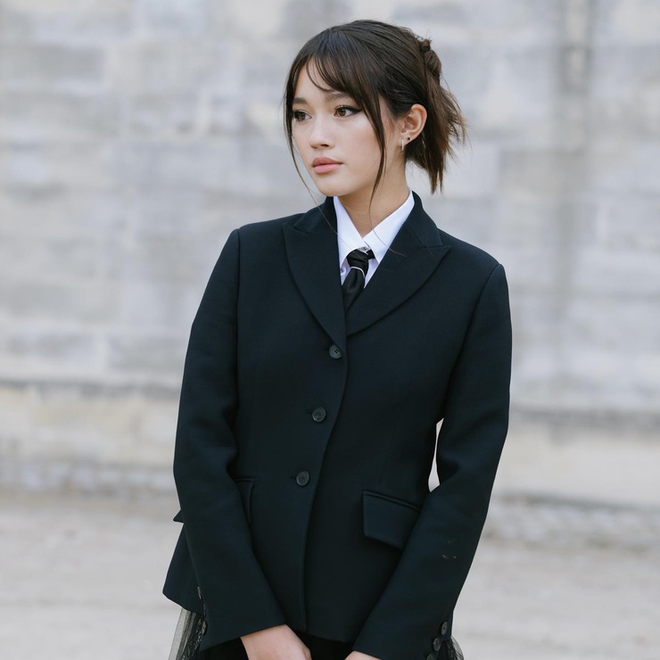 Lily Chee image