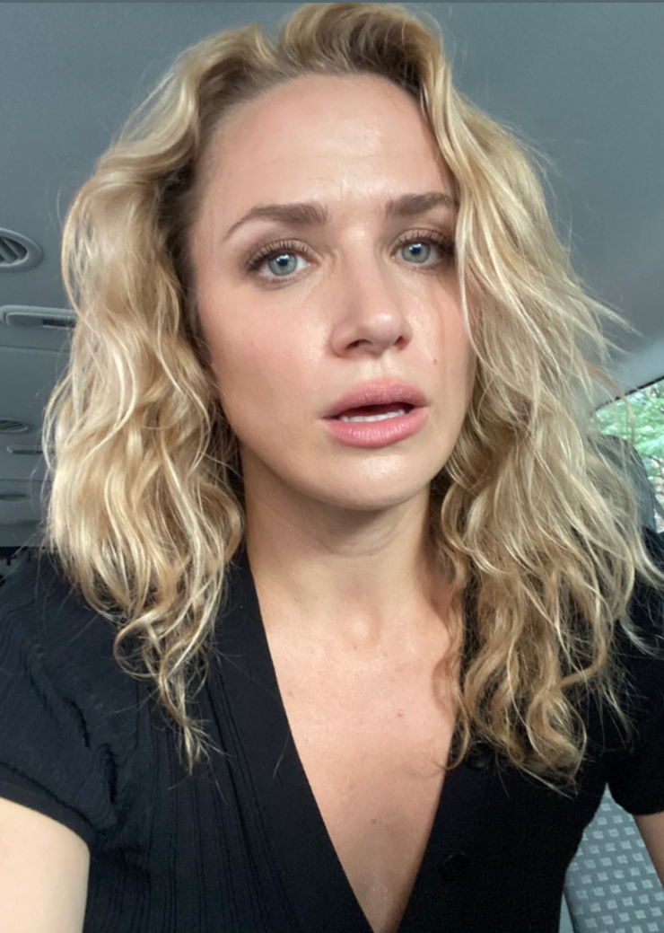 Shantel Vansanten s Instagram Twitter Facebook On IDCrawl
