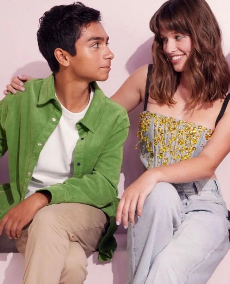 Alexander Molony image