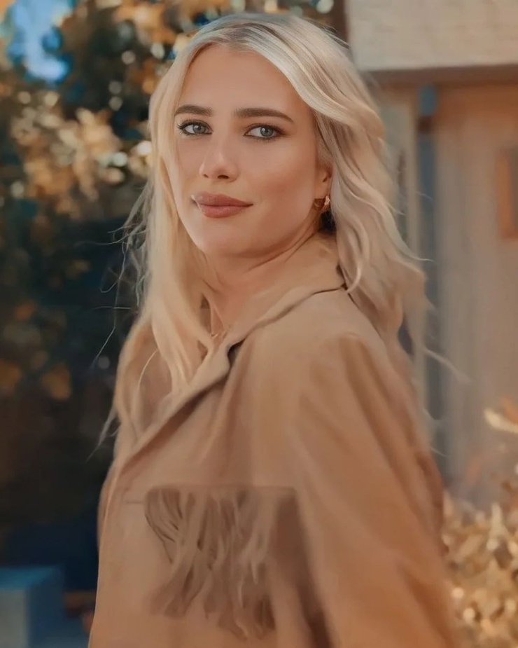 Picture of Emma Roberts