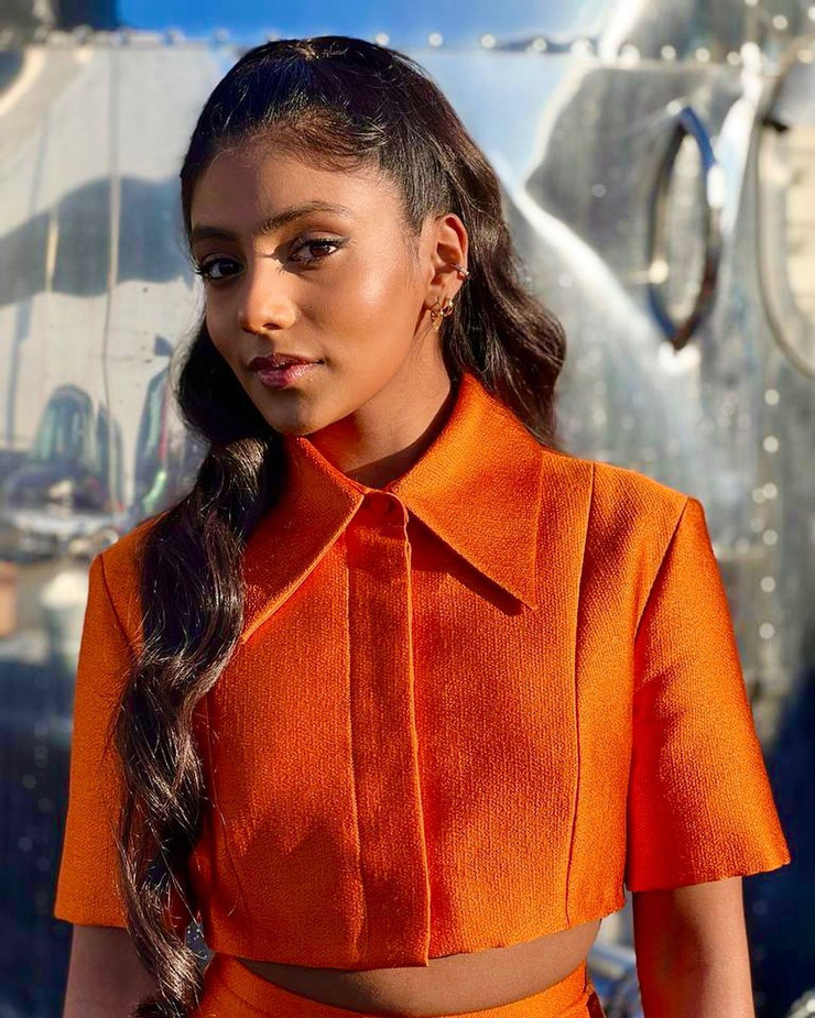 Picture of Charithra Chandran