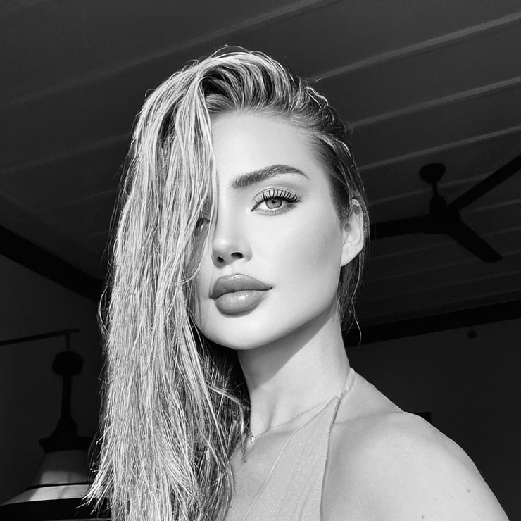 Picture of Julie Angeliina