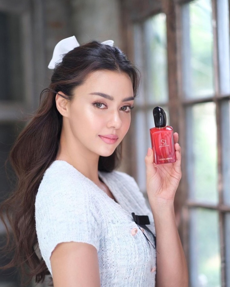 Image of Amanda Obdam