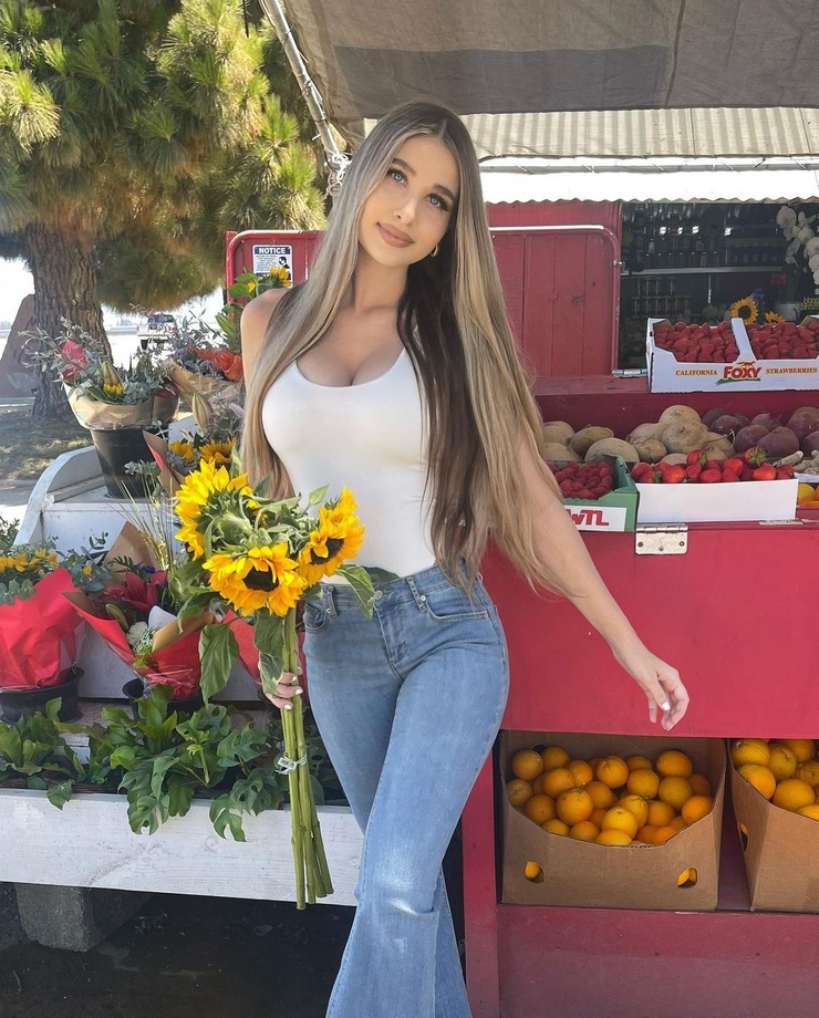 Picture of Julia Dunaj