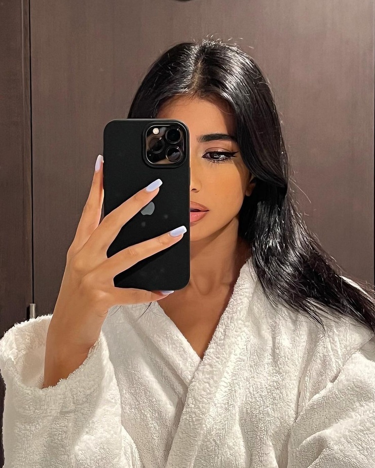 Image of Iffat Marashi