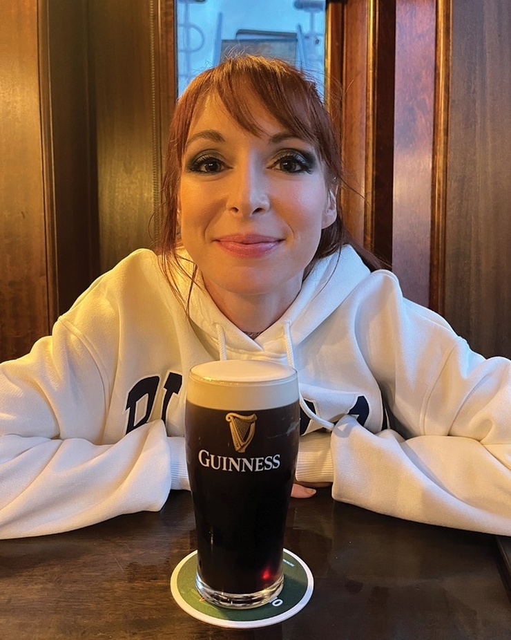 Picture of Lisa Foiles
