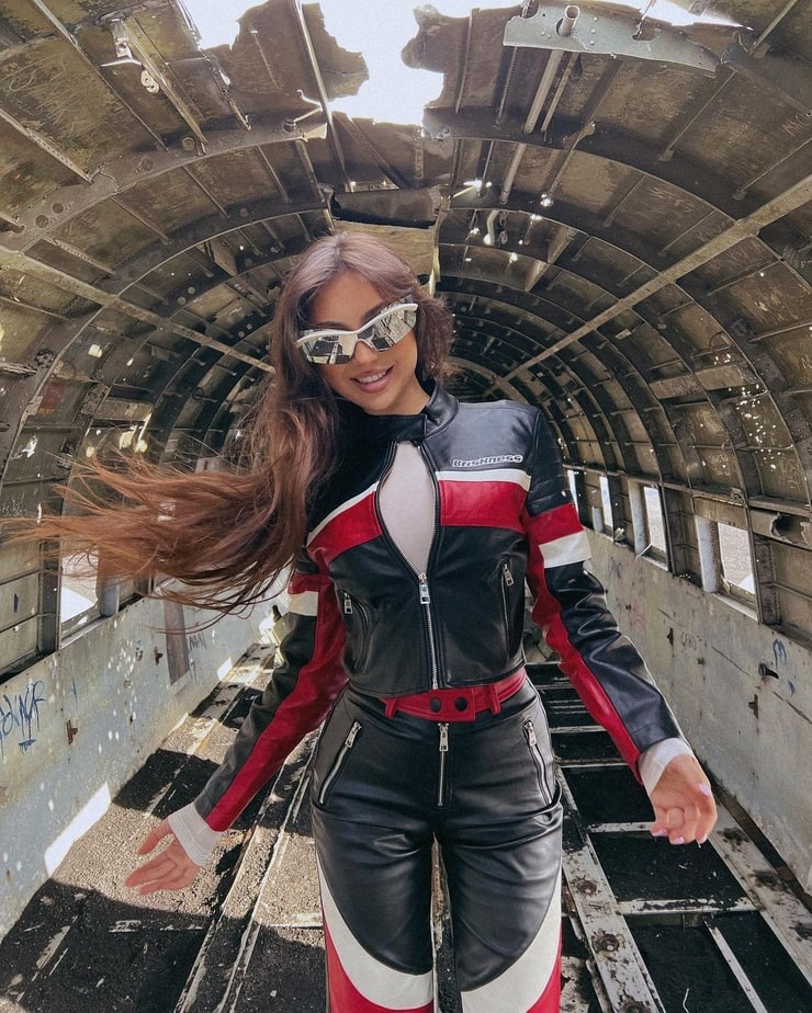 Nicoleta Bezer image