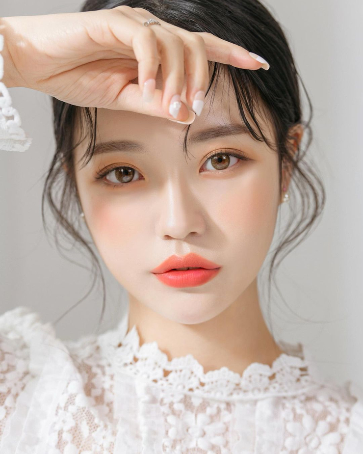 Picture of Jung Yoon