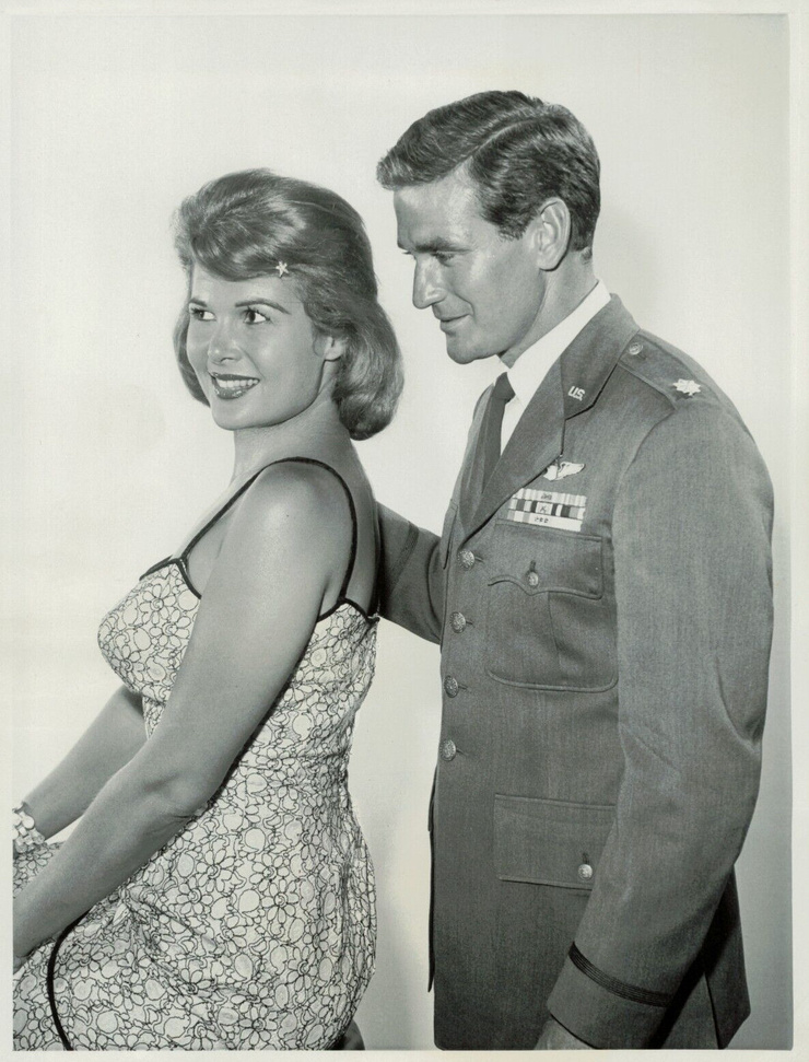 Gloria Pall, Rod Taylor