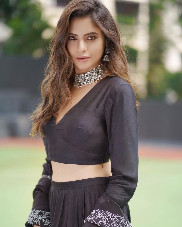 Picture of Aamna Shariff