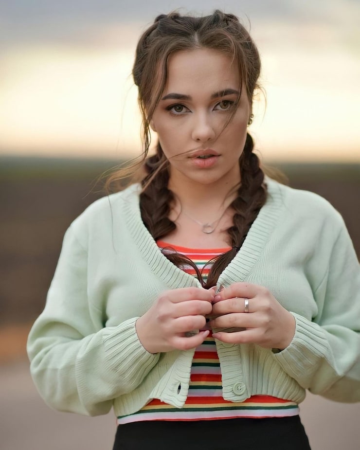 Alina Sabirova II image
