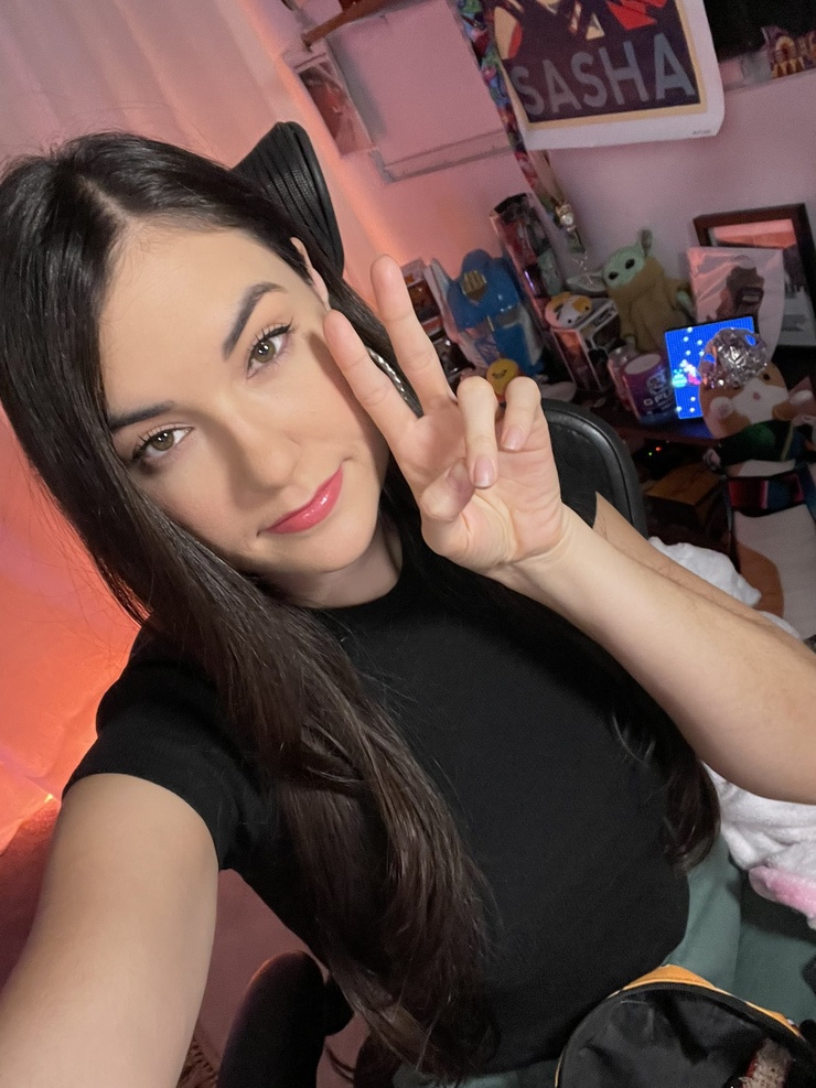 Listal - List the stuff you love! Movies, TV, music, games and books