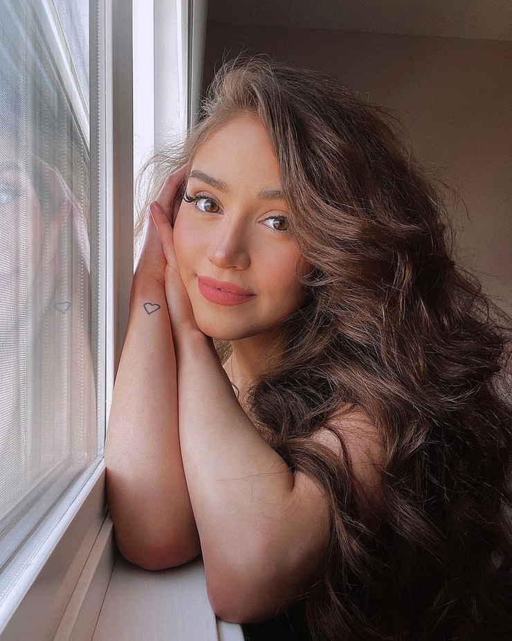 Thalia Crawford image