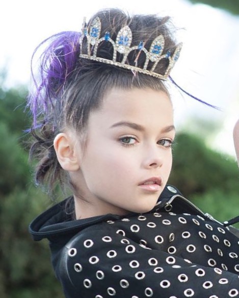 Picture of Violet Lux