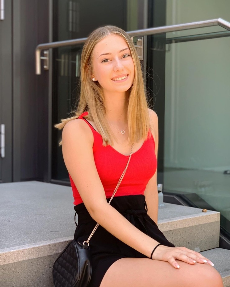 Picture of Nadine Zofia