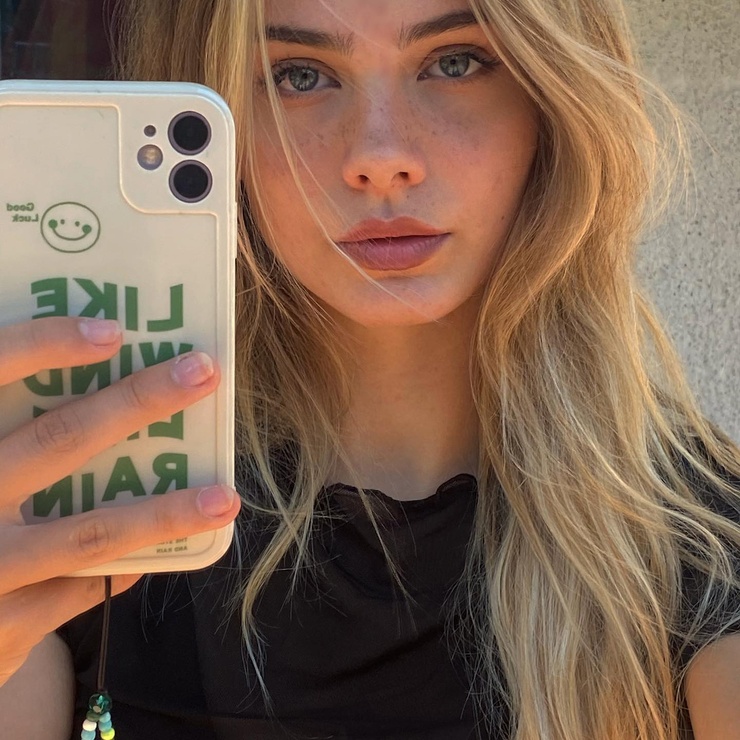 Picture of Sara Crumble