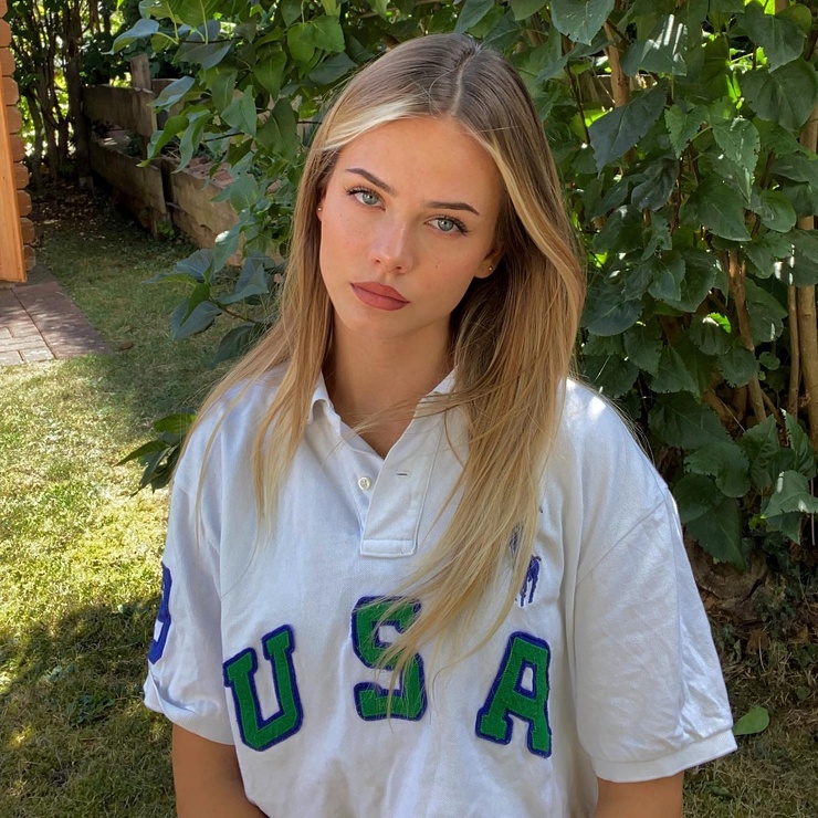 Picture of Sara Crumble