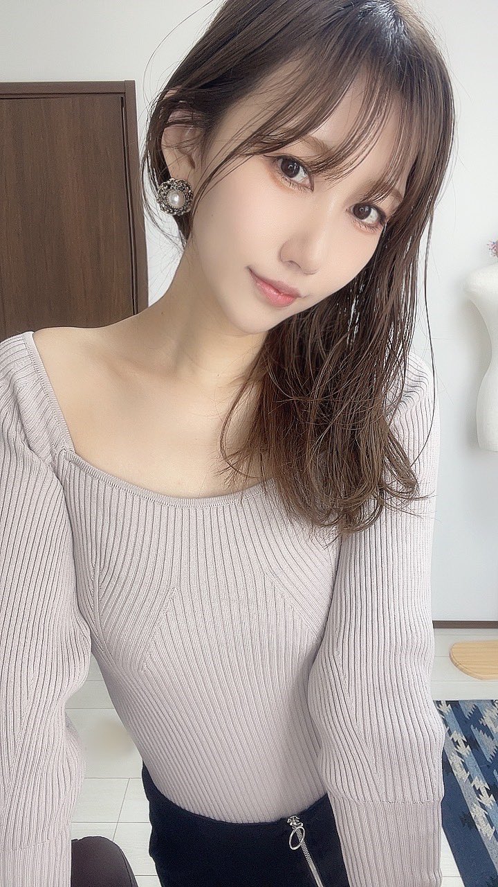 Listal - List the stuff you love! Movies, TV, music, games and books