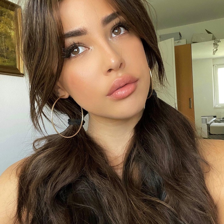 Laurelle Marie picture