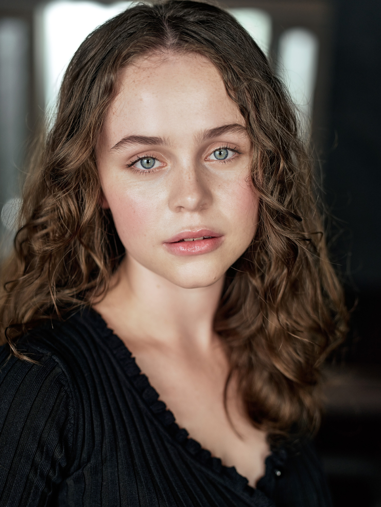 Jessica Faulkner picture