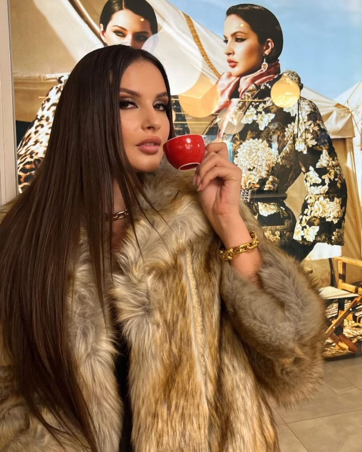 Picture of Oriola Marashi