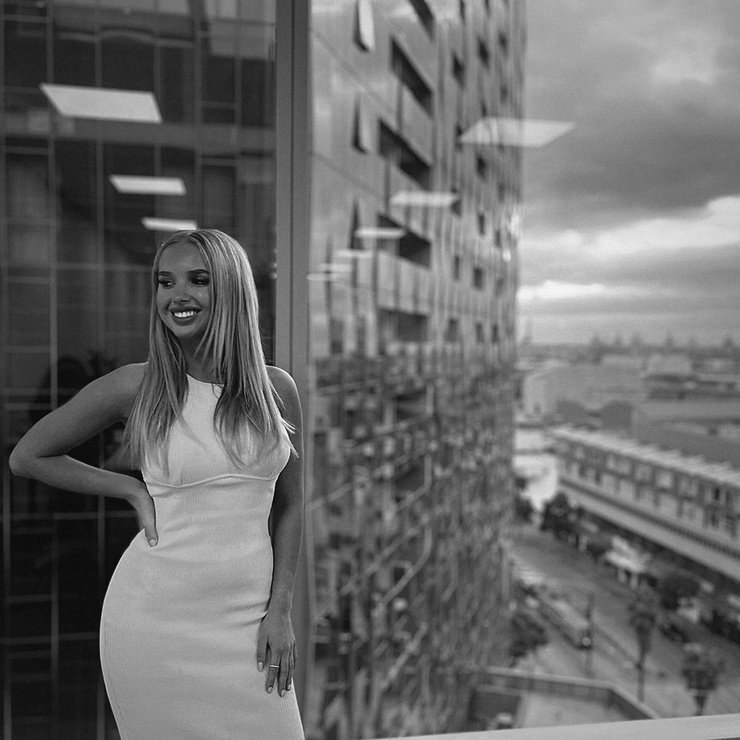 Chelsea Radcliffe image