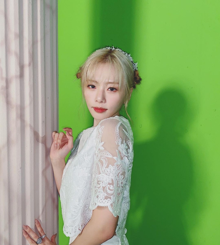 Ji-U picture