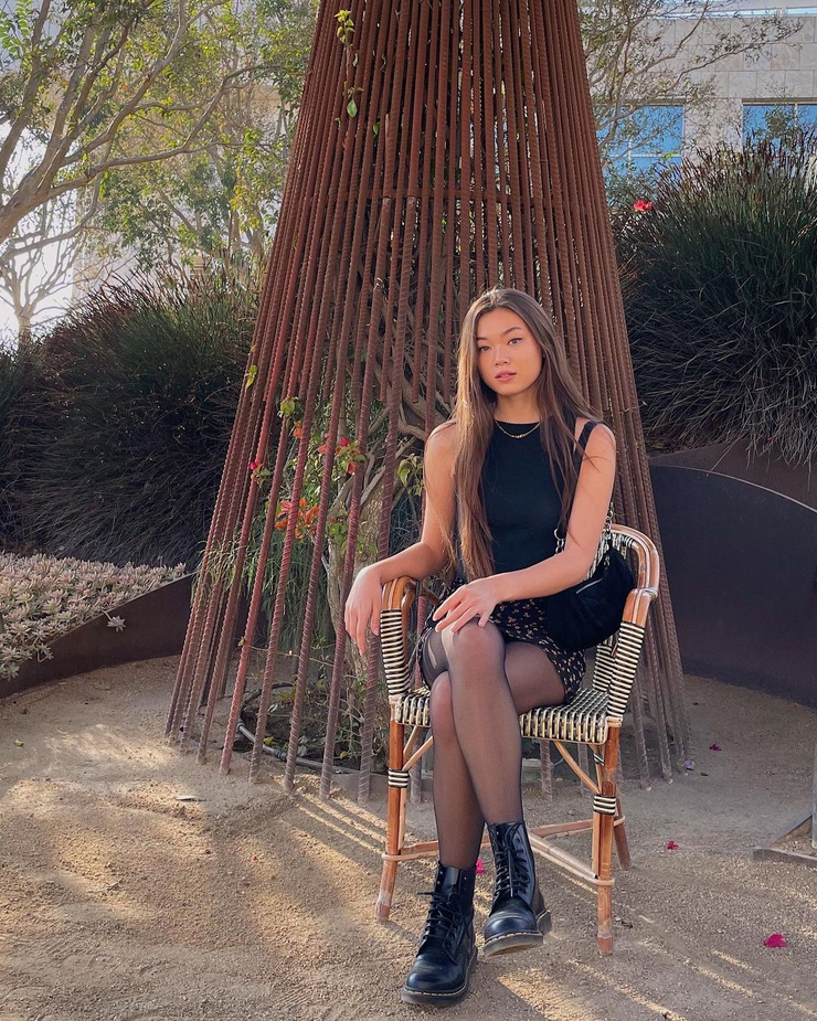 Picture of Alexa Loo