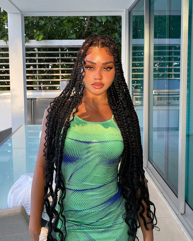 Picture of Kitra Bell