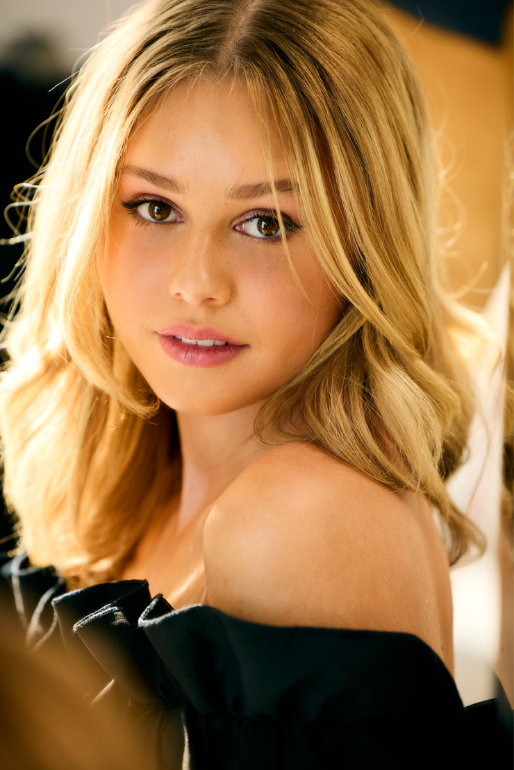 Picture of Ruby Rose Turner