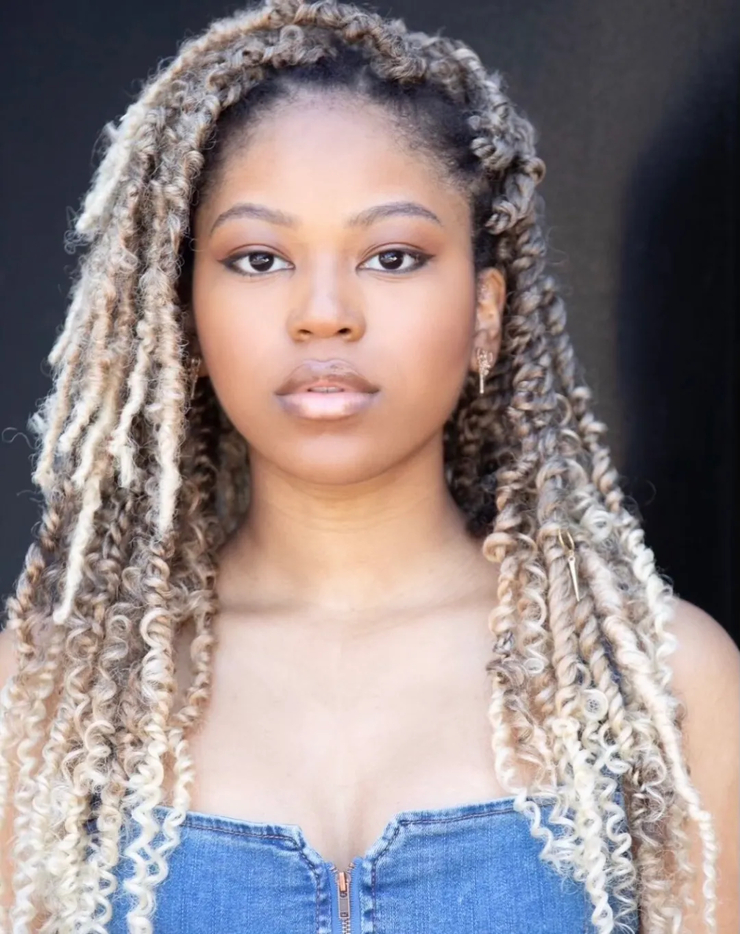 Picture of Riele Downs