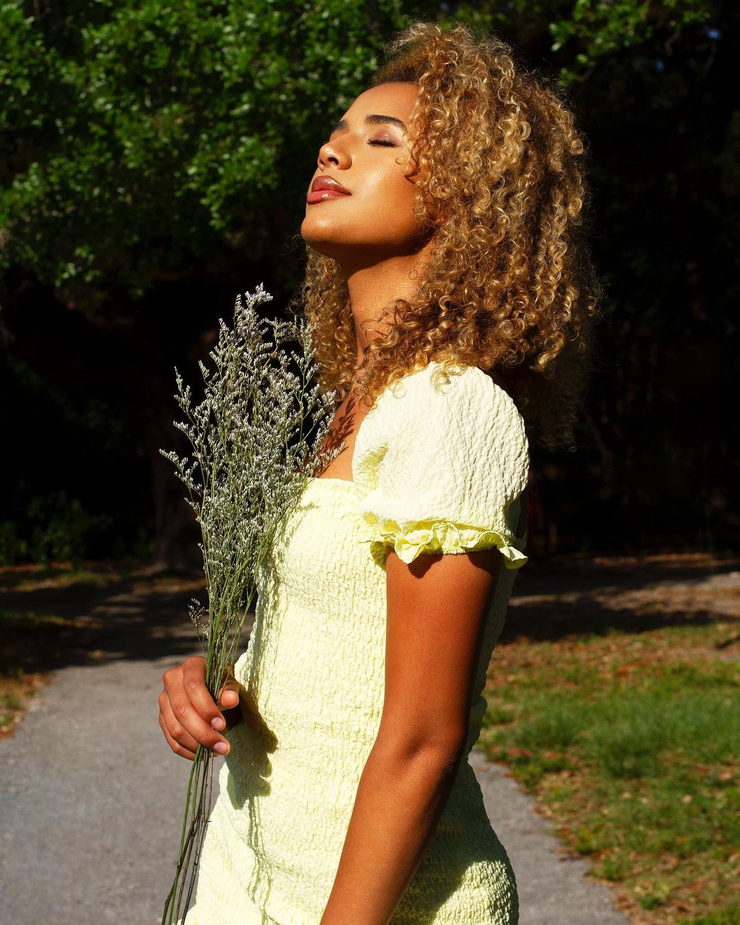 Image of Eliana Carrier