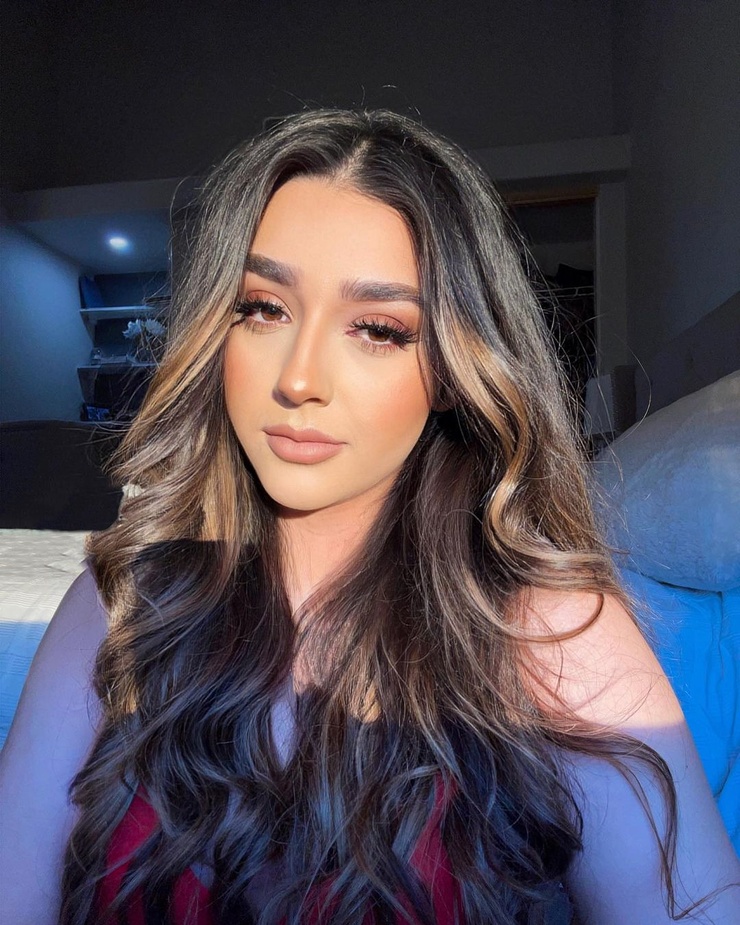 Kaitlyn Towell picture