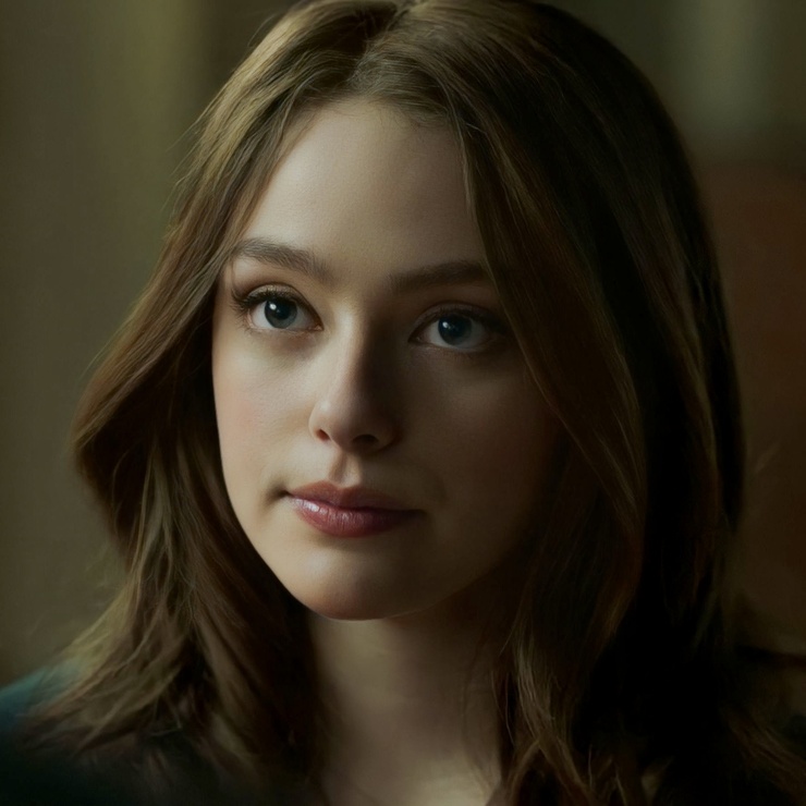 Danielle Rose Russell picture